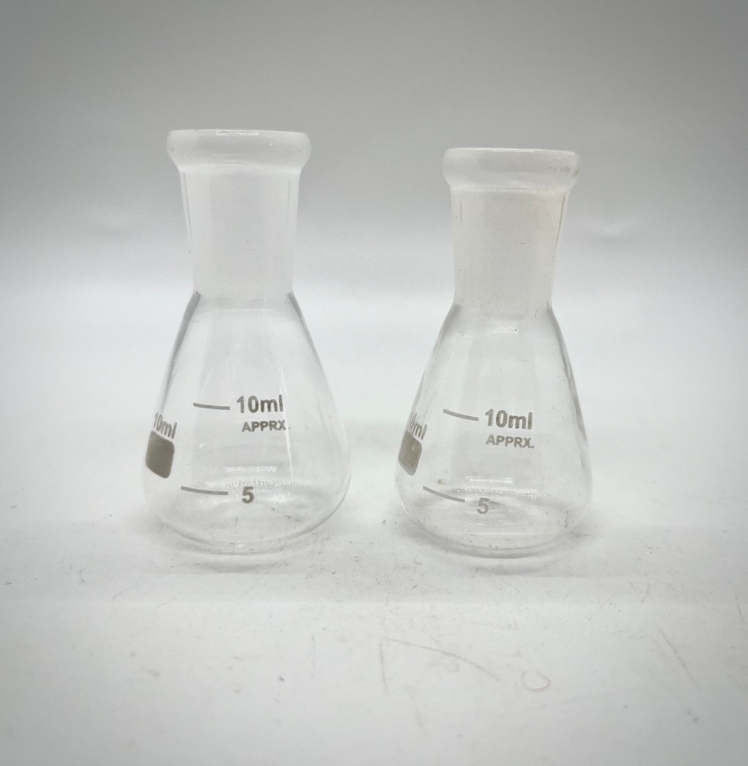 Tiny Treasure Glass Beakers | Miniature Beakers | Wee Beakers - Etsy