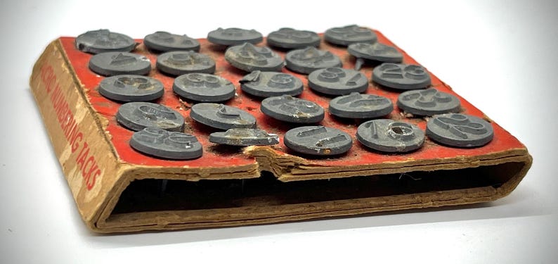 ACRO Tacks | Cool Vintage Thumb Tacks | 25 Tacks - Etsy