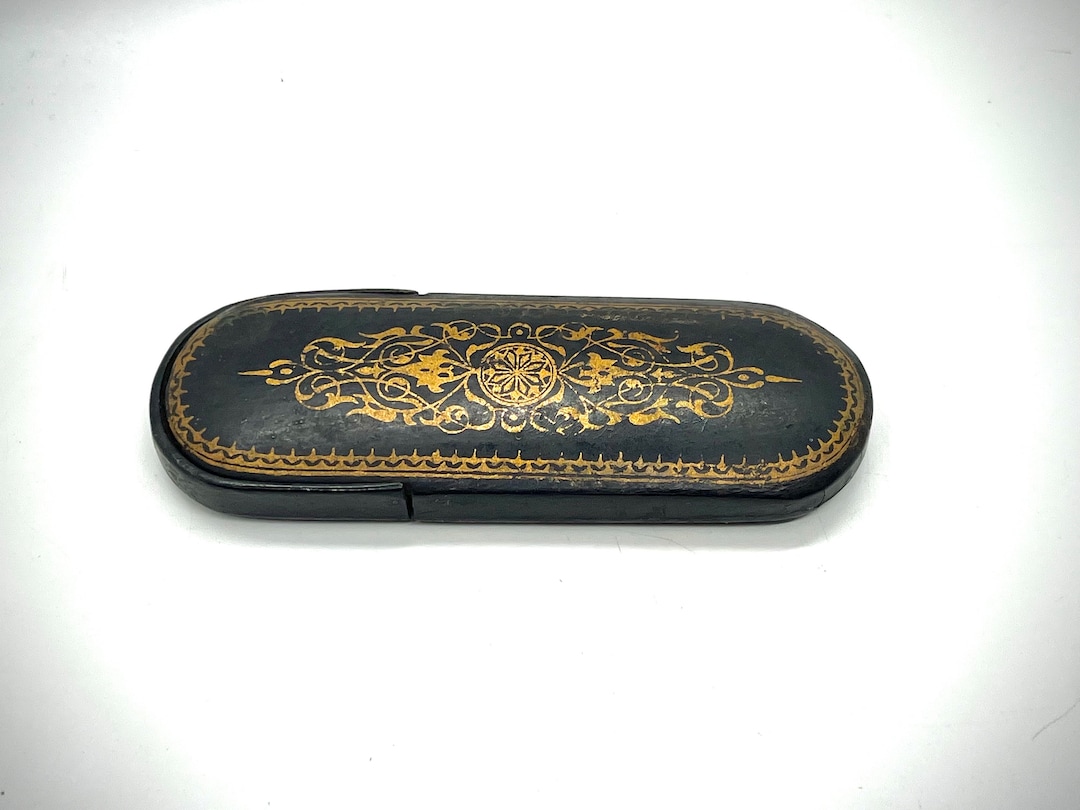 Antique Case With Eyeglasses | Gold Colored Eyeglasses | Black and Gold ...