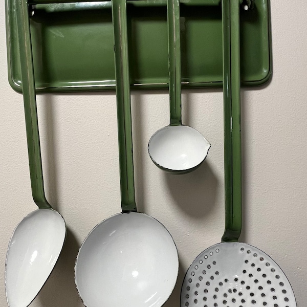 Enamelware Set - Etsy