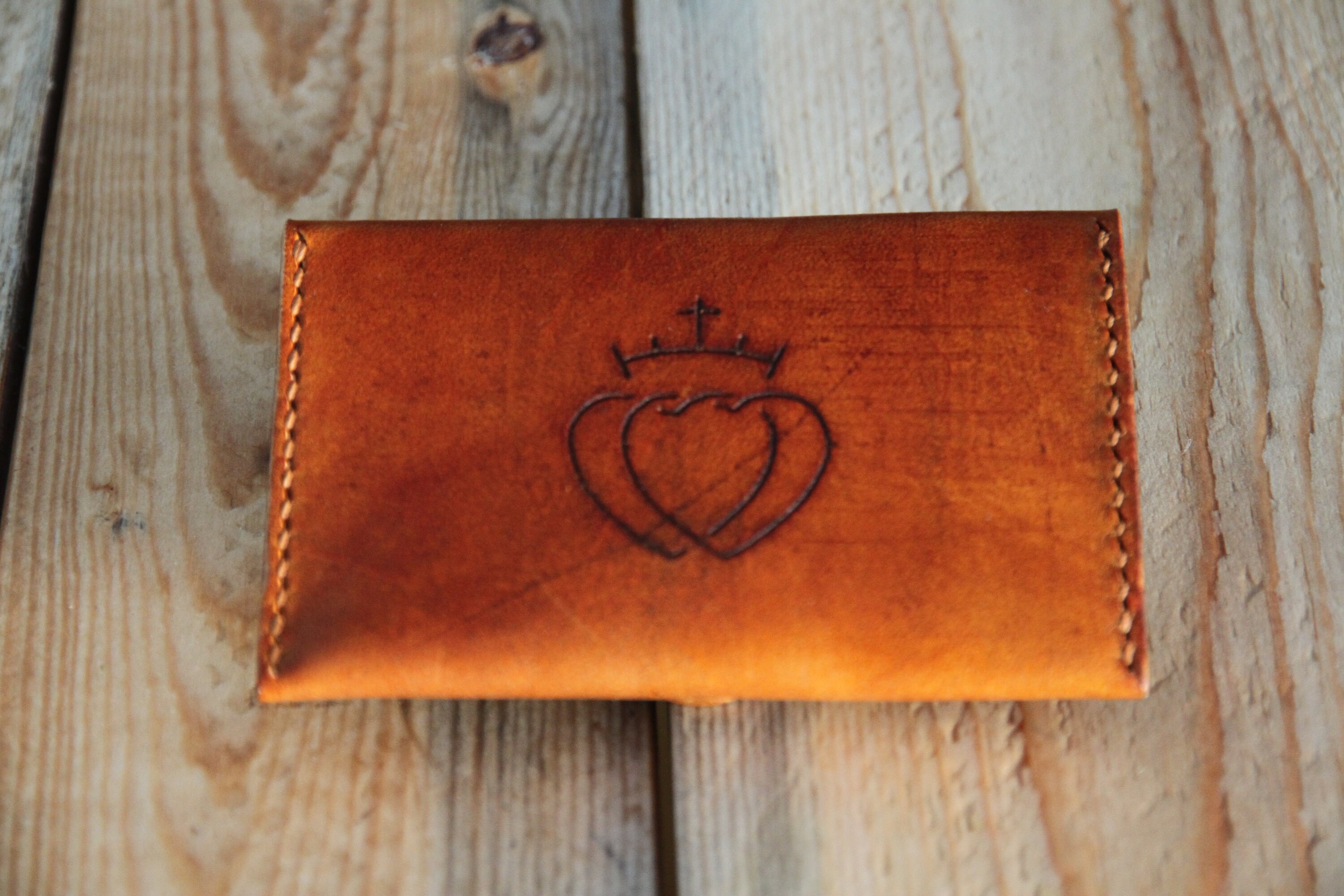 SSPX Emblem Leather Envelope Card Holder: Traditional Brown Easy Close ...