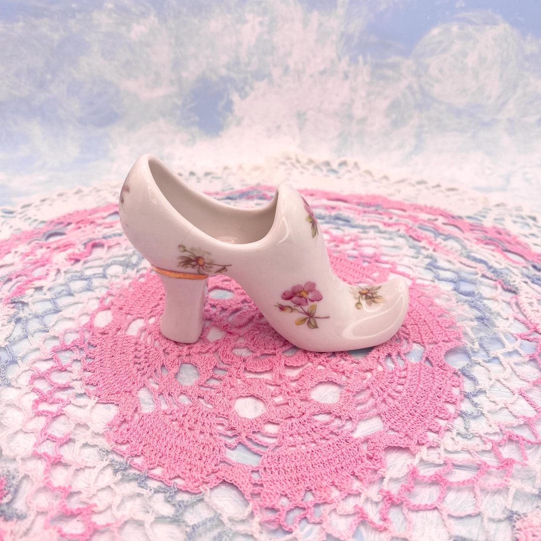 French Limoges Miniature Shoe With Roses and Daisies - Etsy