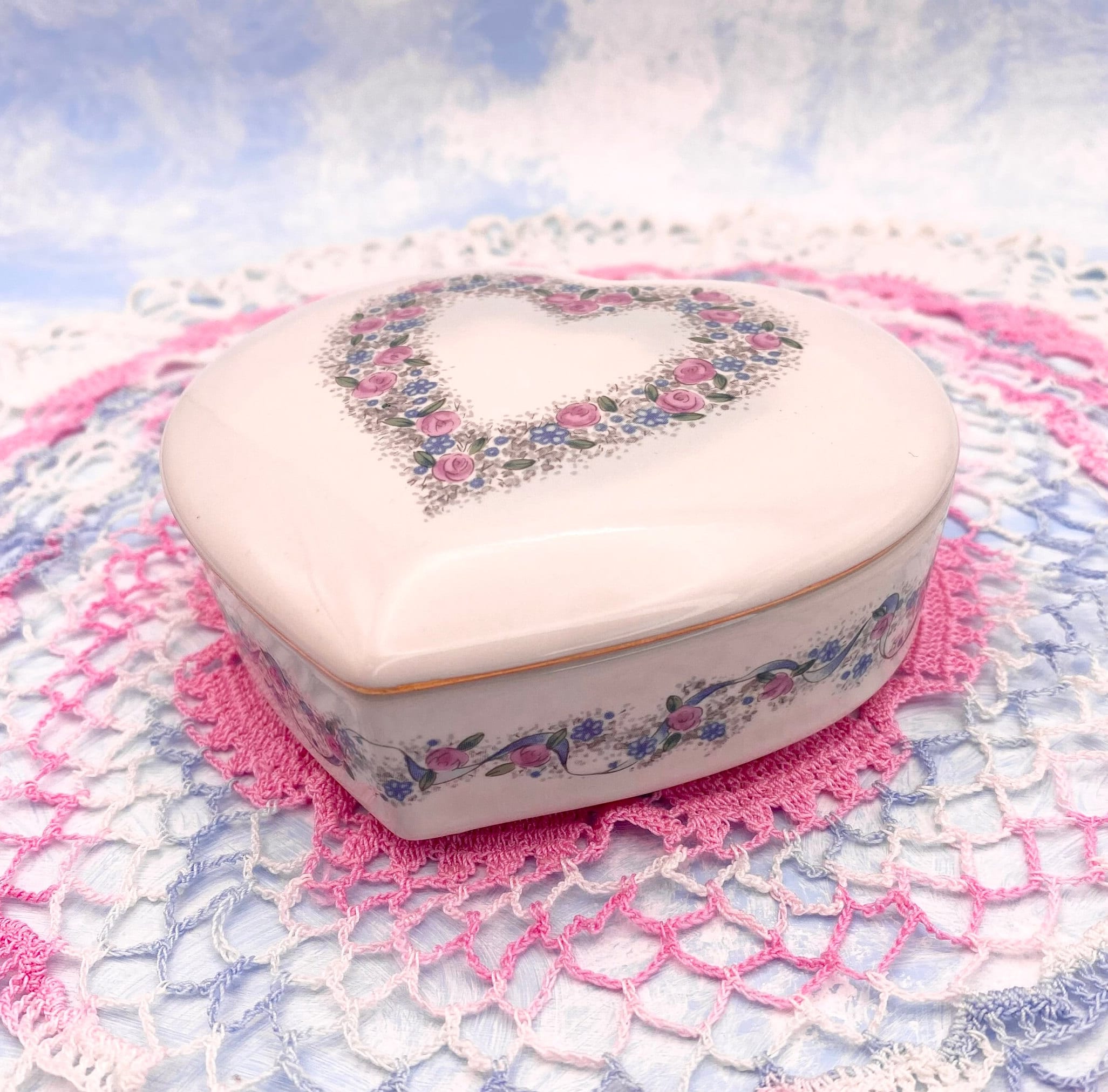Otagiri Japan Floral Ceramic Heart Trinket Box Signed and Gilded ...