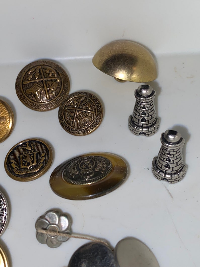 Vintage Buttons Metal Crest Shield Flower Lighthouse Flourish Set of 28 ...