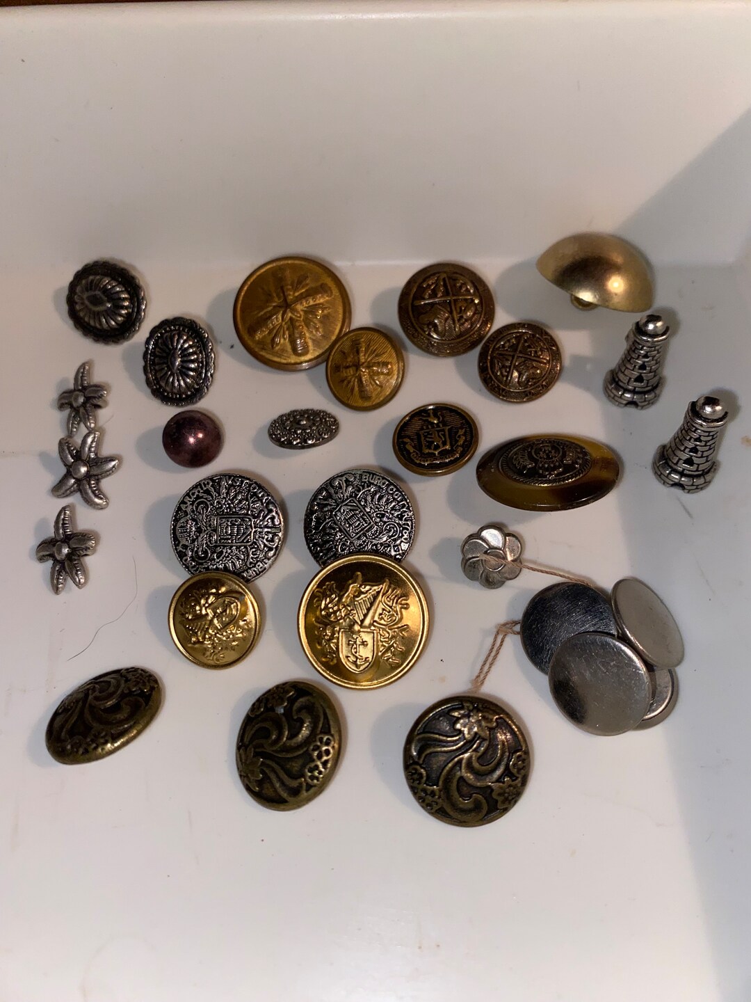 Vintage Buttons Metal Crest Shield Flower Lighthouse Flourish Set of 28 ...