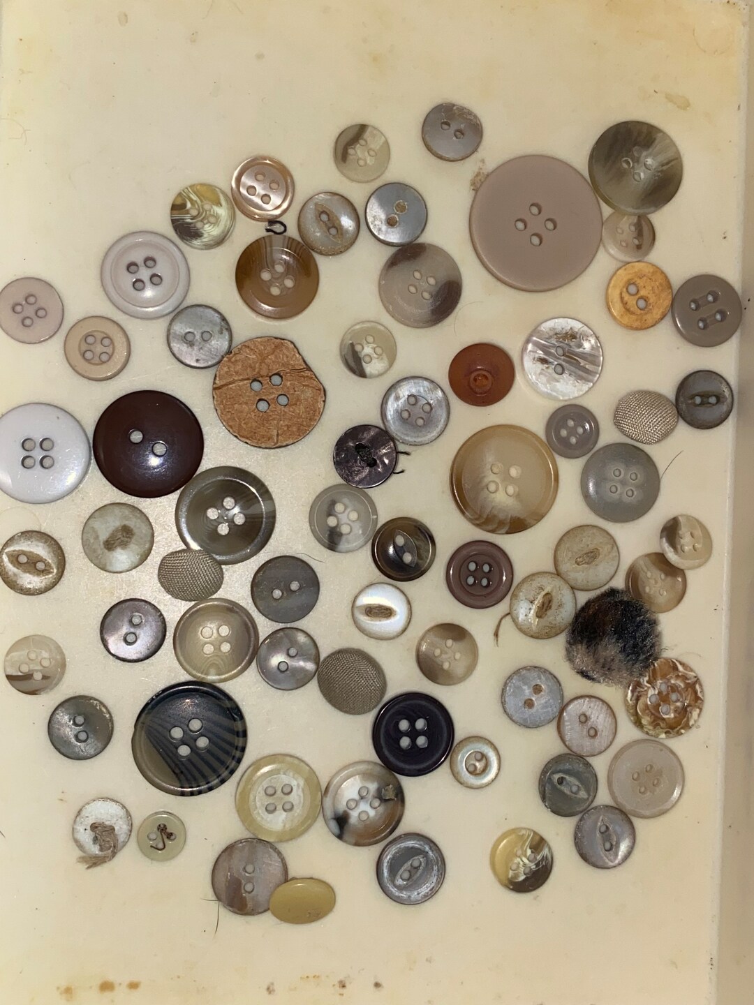 Vintage Buttons Shades of Tan, Brown, Khaki, Beige Set of 55 Pieces ...