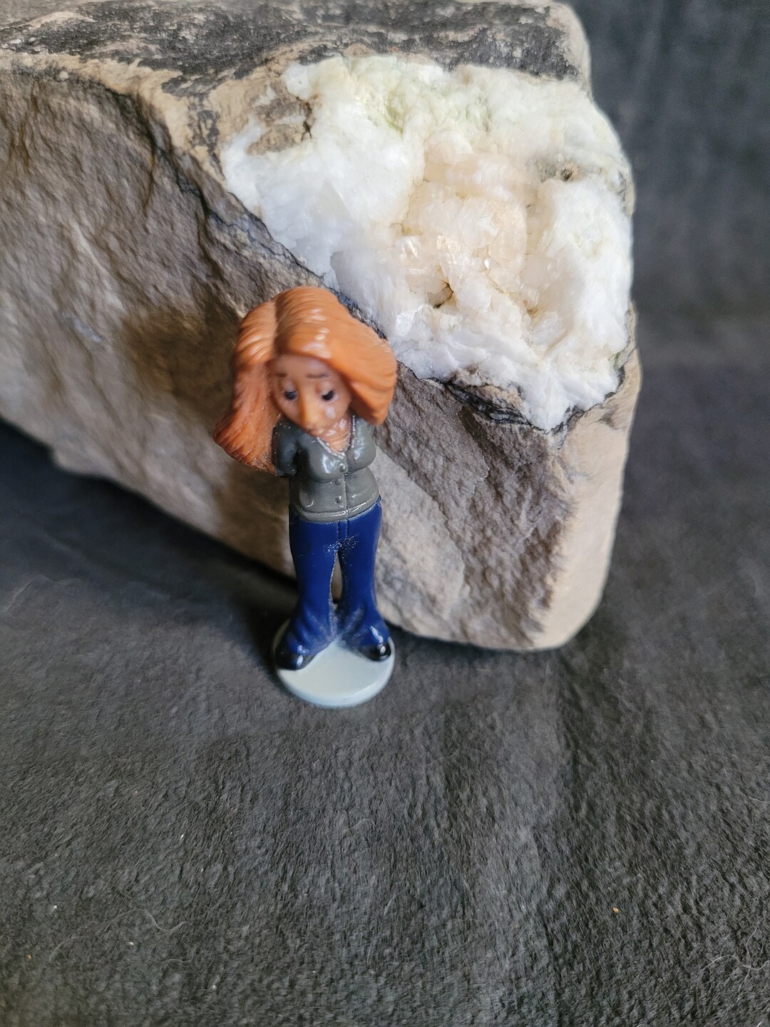 Homies Toy Figure Realm Vinyl Global Shop Lowrider Series 4 Sad Girl ...