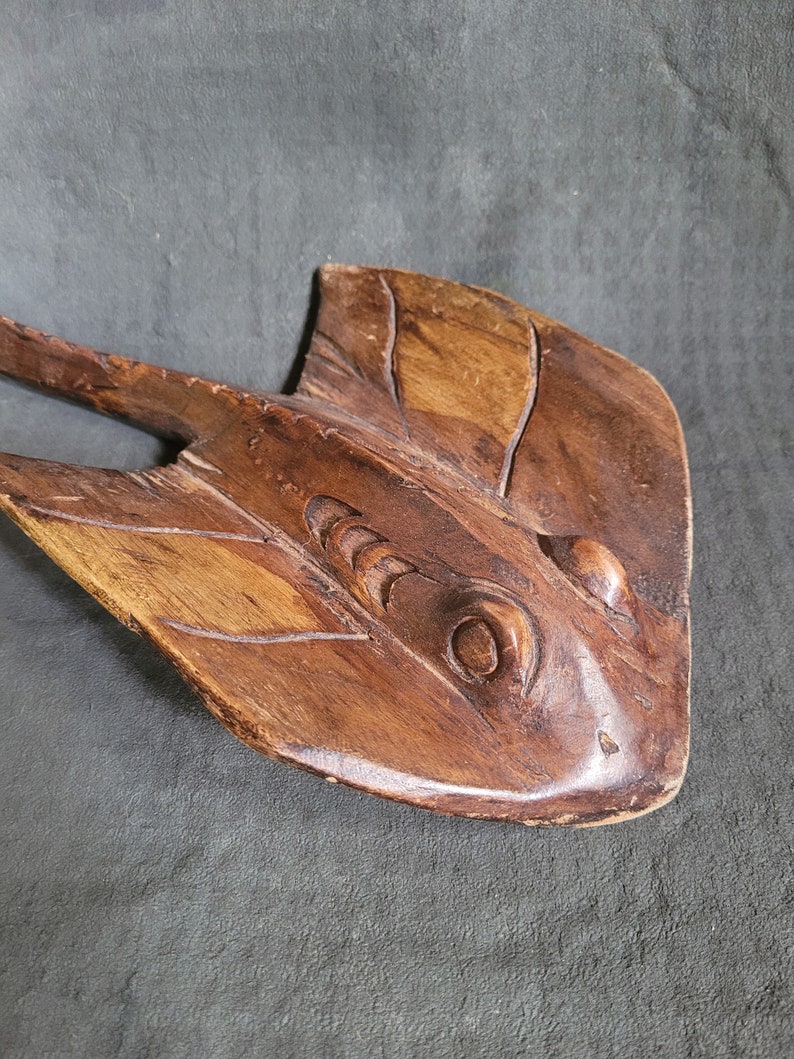 Vintage Wooden Stingray Statue Hand Carved Wood Ray Ocean Sea Creature ...
