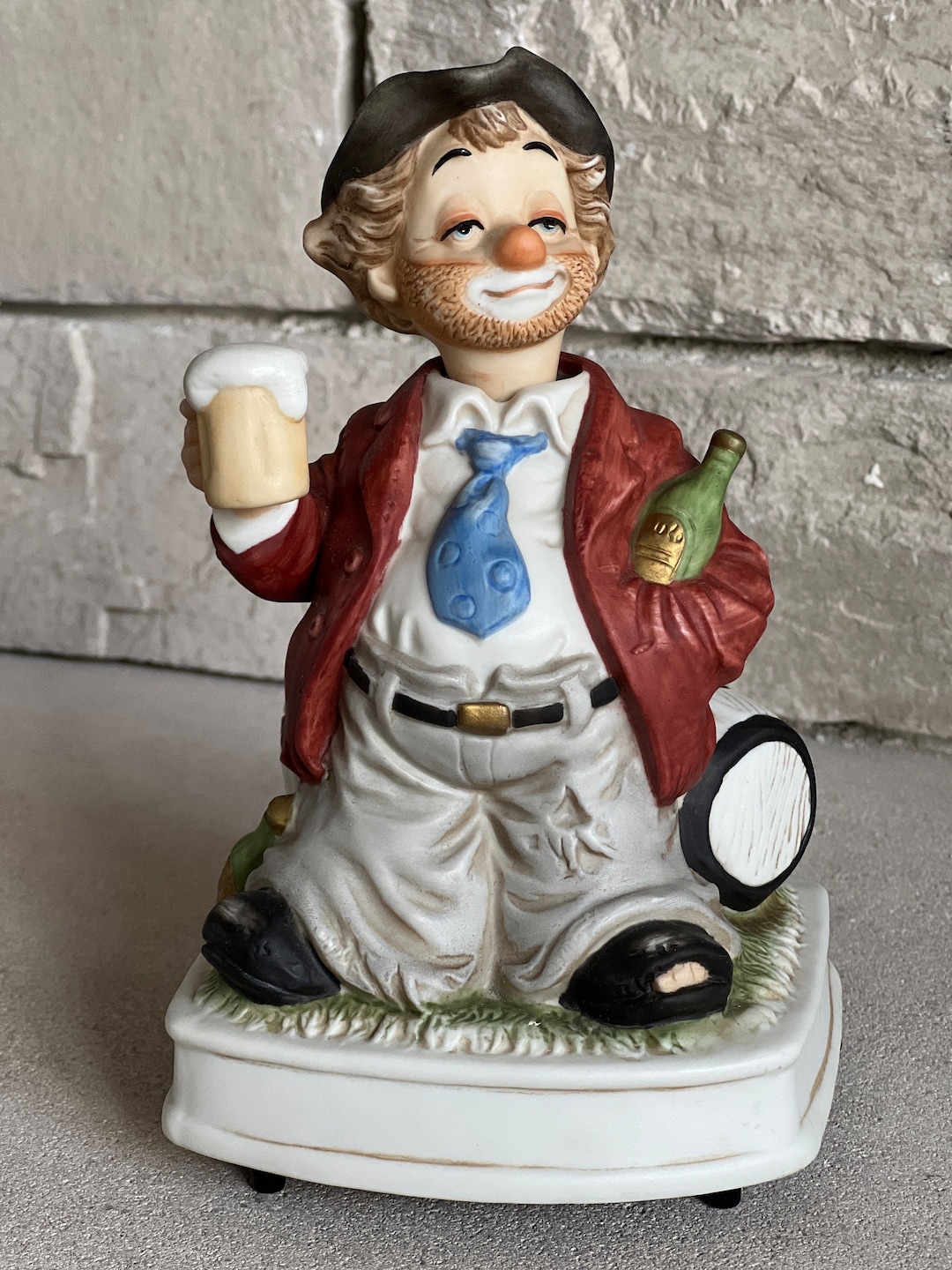 Hobo Clown Music Box Moving Waco Melody in Motion Hobo Willie Beer ...