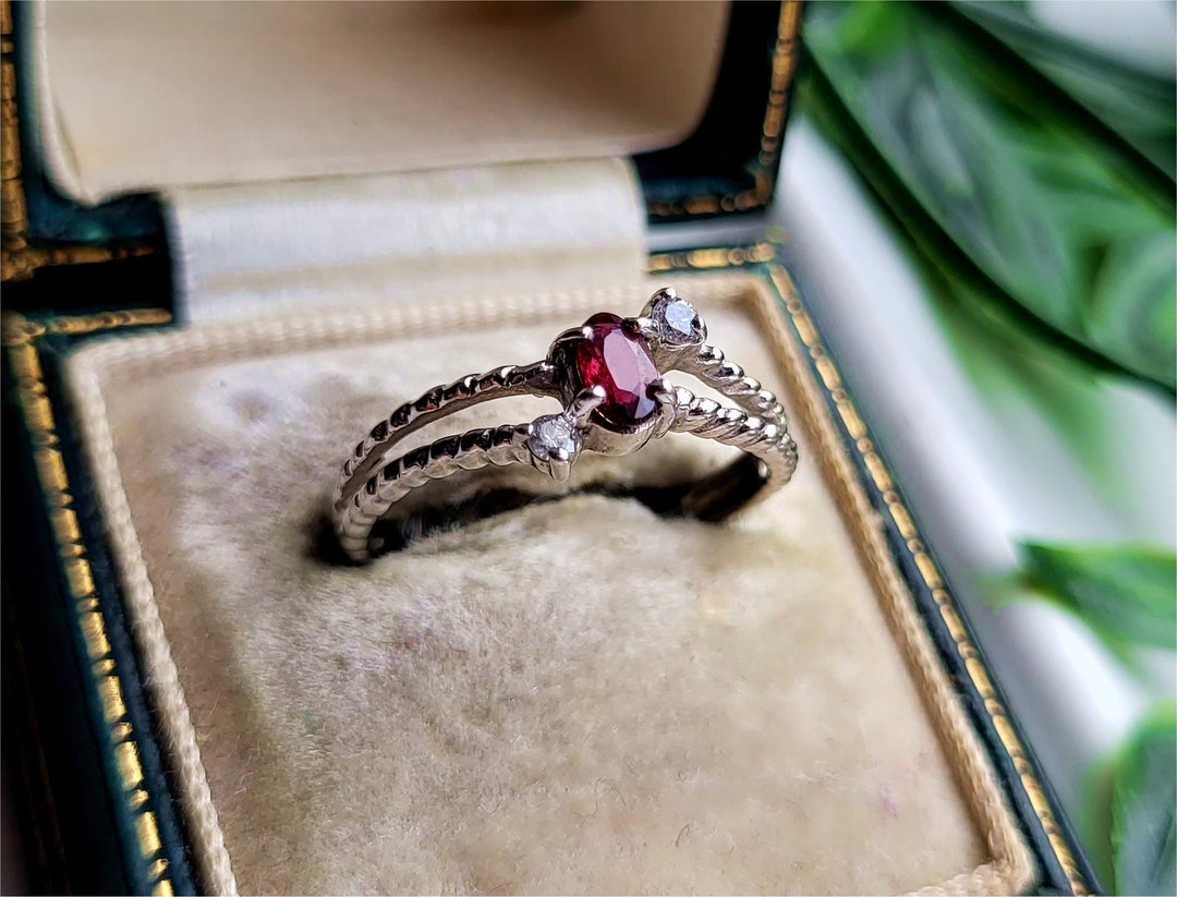 STUNNING Vintage 9ct Gold Ruby Diamond Ring. 9ct White GOLD! 9ct Gold ...