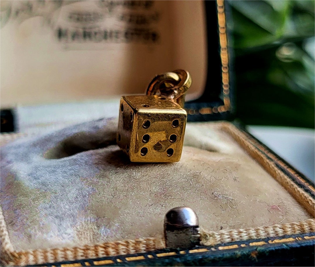 Vintage Small 9ct Gold Dice Charm, 9ct Gold Dice Pendant. Vintage Dice ...