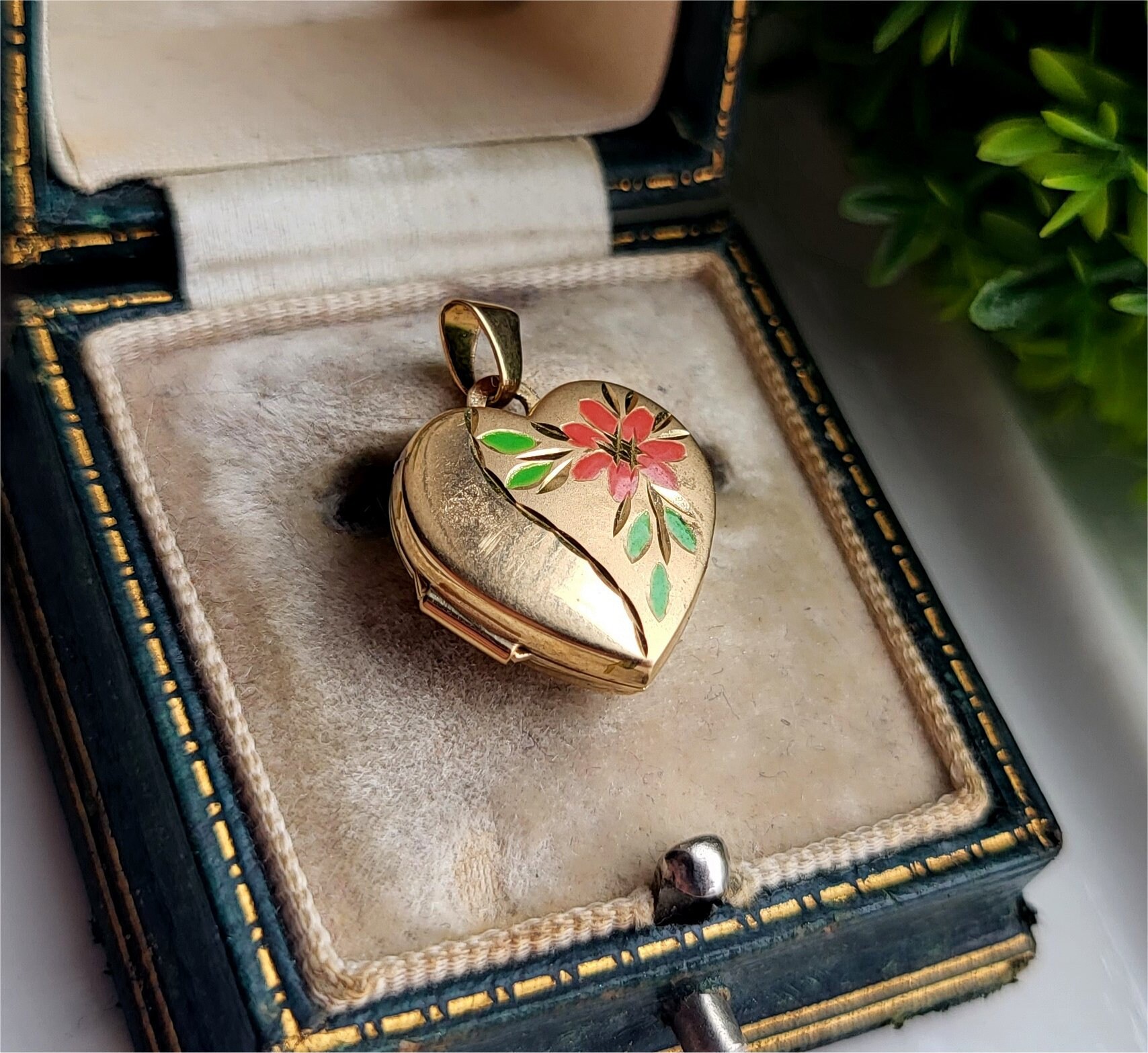 GENUINE ENAMELED Vintage 9ct Gold Heart Locket Pendant. - Etsy