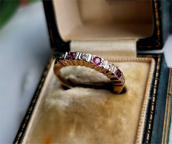 Vintage 9ct Gold Ruby Diamond Eternity Ring 9ct Gold Gem