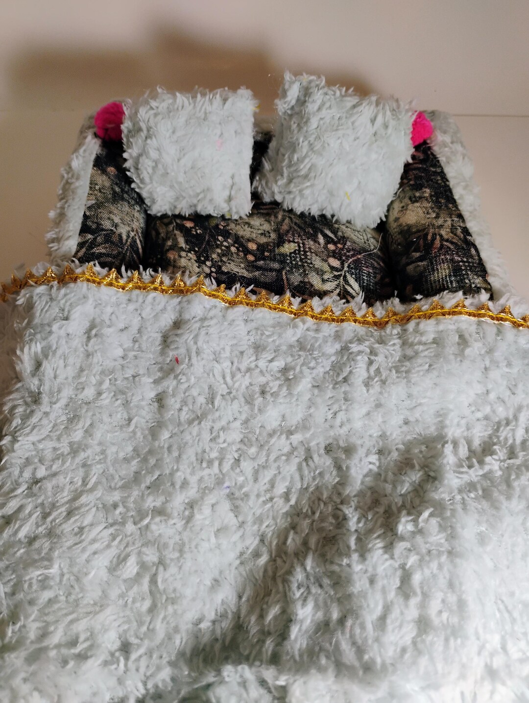 Laddu Gopal Ji Bistar Gadda Set A.C. BLANKET Deity laddu Gopal Ji Bed ...