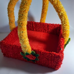Beautiful Handcrafted Laddu Gopal Swing | Best Decorative Krishna Jhula ...