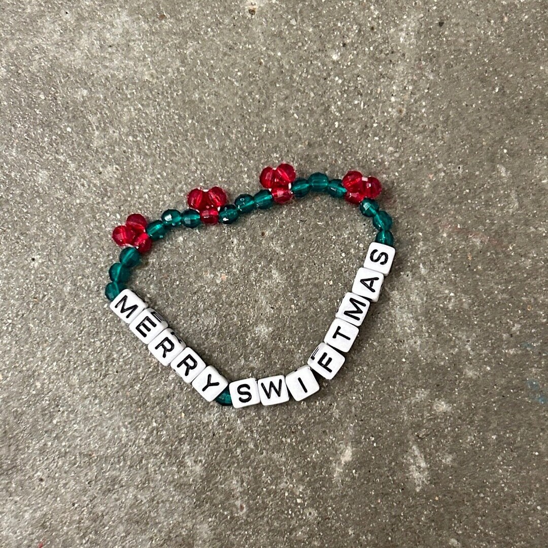 Merry Swiftmas Bracelet Perfect Swiftie Christmas Gift - Etsy
