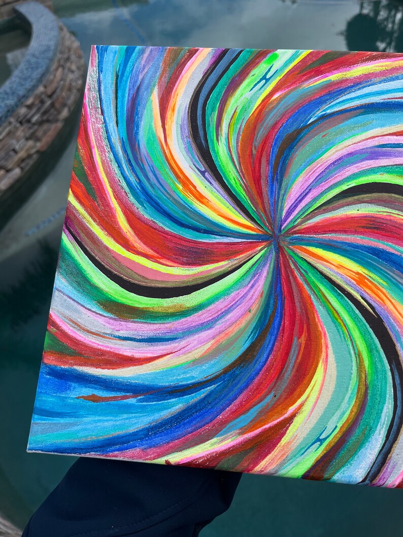 Best Hypnotizing Spiral Painting Art Collection for Decoration. Unique ...