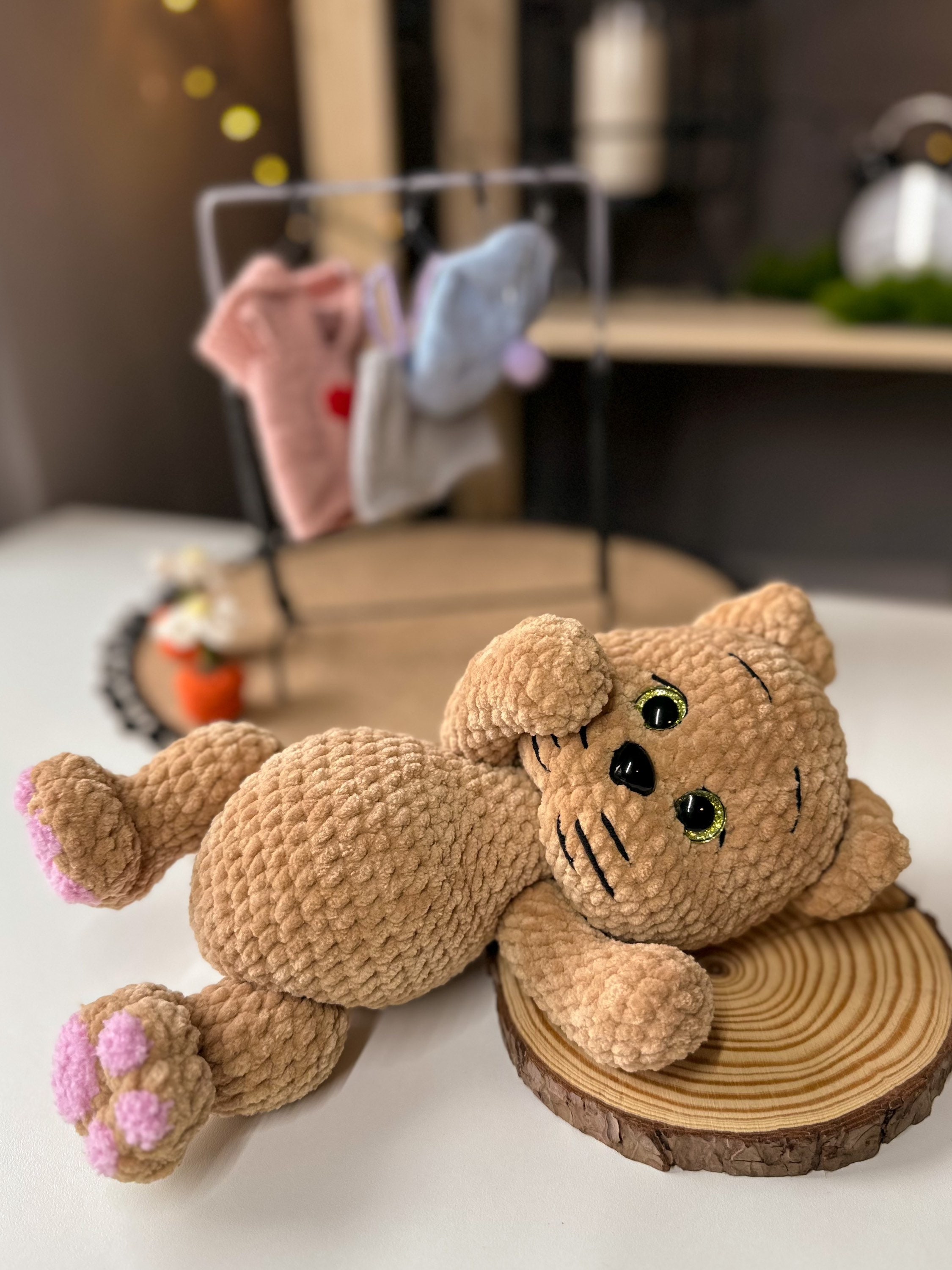 The Furry Pawed Cat: A Handmade Plush Cat With Cute and Fuzzy Paws ...