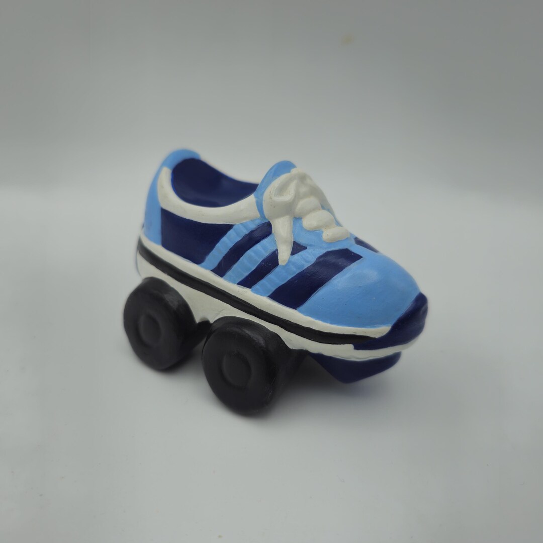 Vintage Roller Skate Statue, Retro Quad Skates Black and Blue Ceramic ...