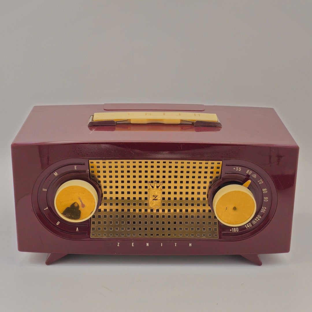 Mid Century Zenith Red Radio Works Perfectly, Burgundy Maroon 1955 ...