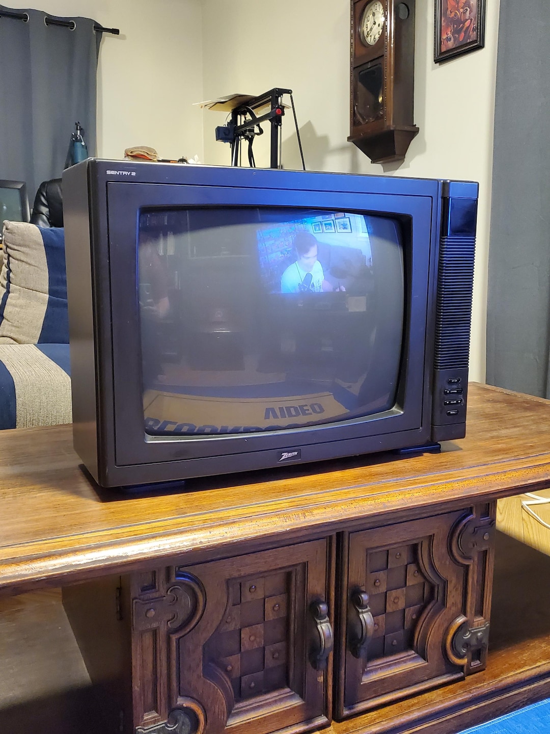1992 Zenith 19" CRT Retro Television - Etsy