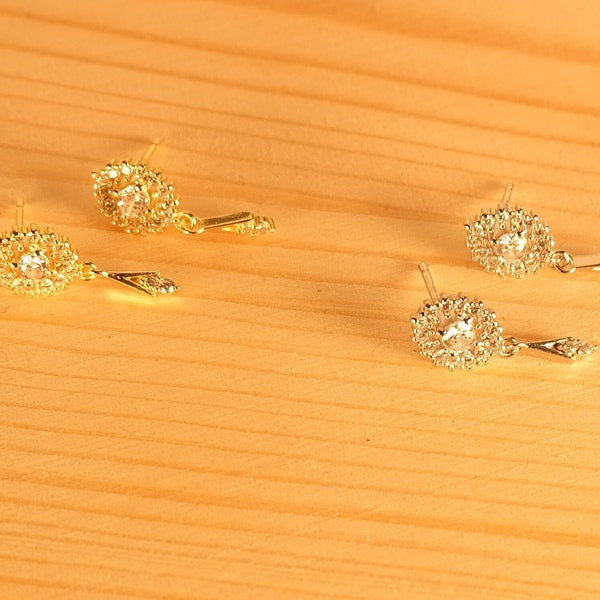 Victoria Minimalist Jewelry - Etsy