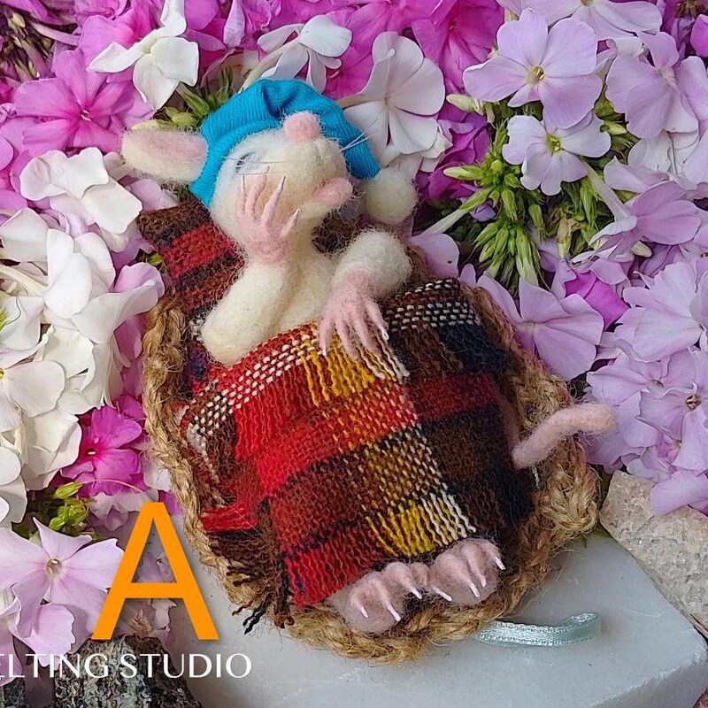 Woolen Mice - Etsy