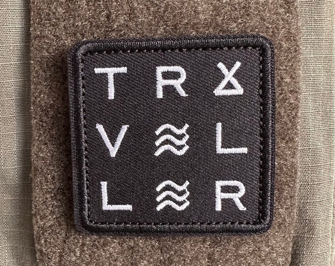 1x “traveller” Patch With Velcro Fastener; Hiker, Travel Mountains ...