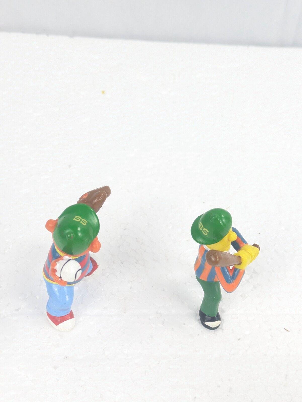 Sesame Street Muppet's ERNIE and BERT Baseball 2.5" Figure Applause 90 ...