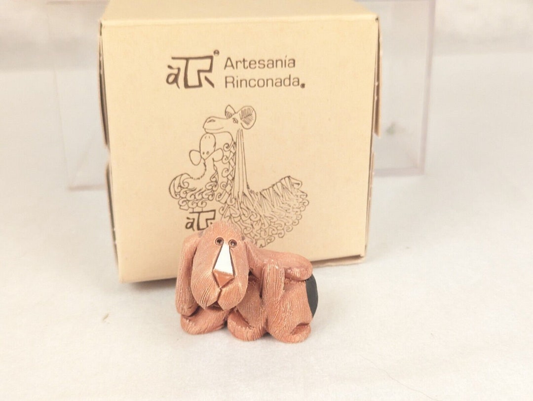 Artesania Rinconada Bassett Hound Dog Figure Puppy Made in Uruguay - Etsy
