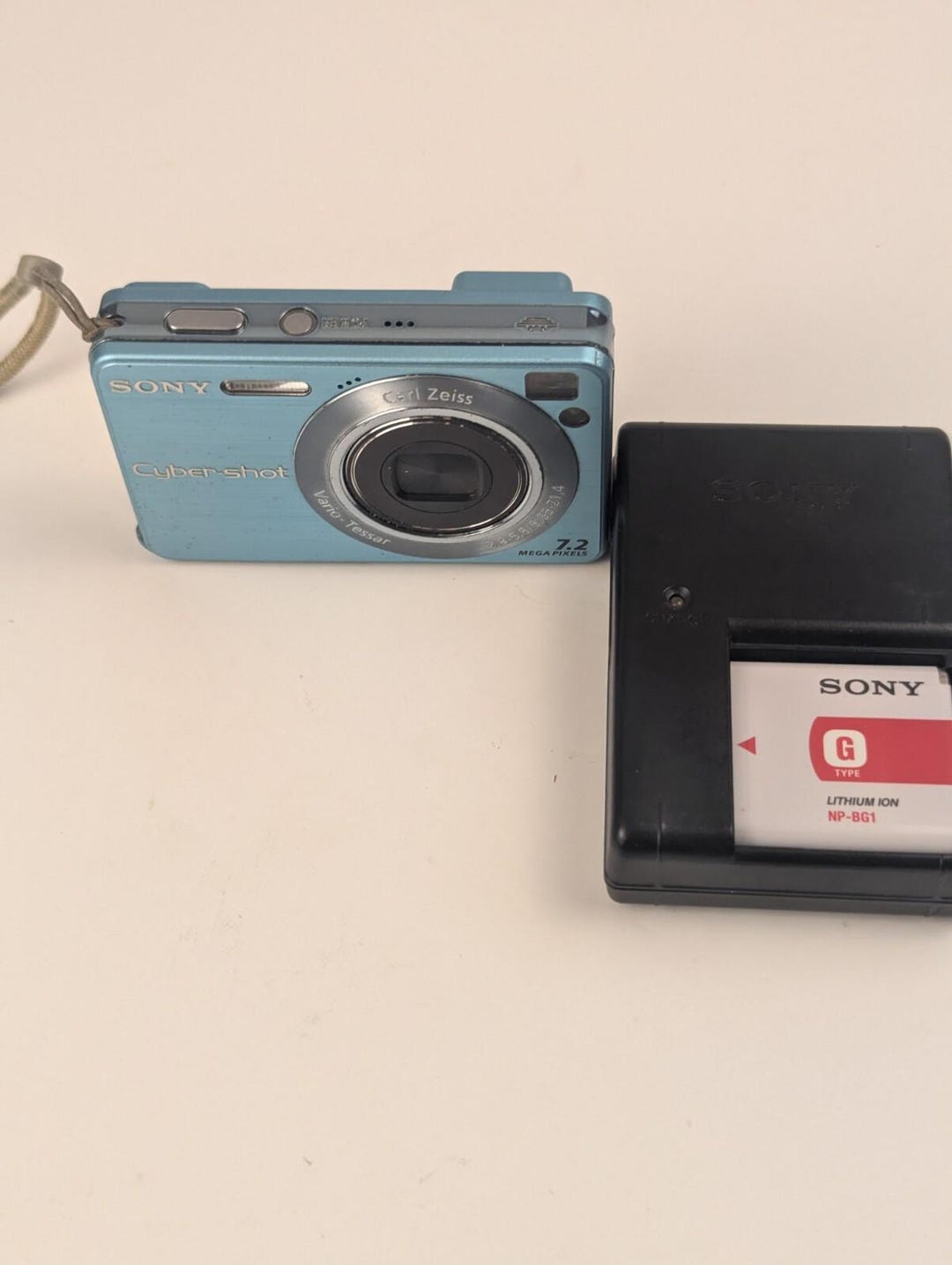 Sony Cyber-shot DSC-W120 7.2MP Blue Digital Camera W/ Charger & Battery ...