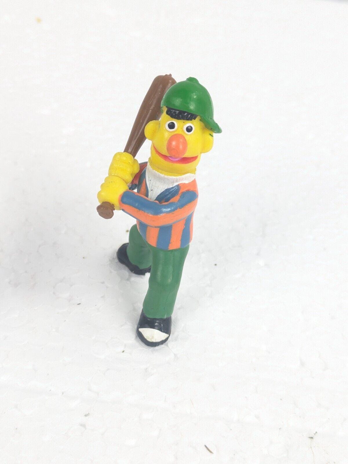 Sesame Street Muppet's ERNIE and BERT Baseball 2.5" Figure Applause 90 ...