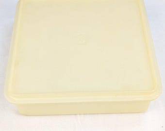 TUPPERWARE 514 Sheer 9 Keeper Storage Container, Square Snak N Stor ...