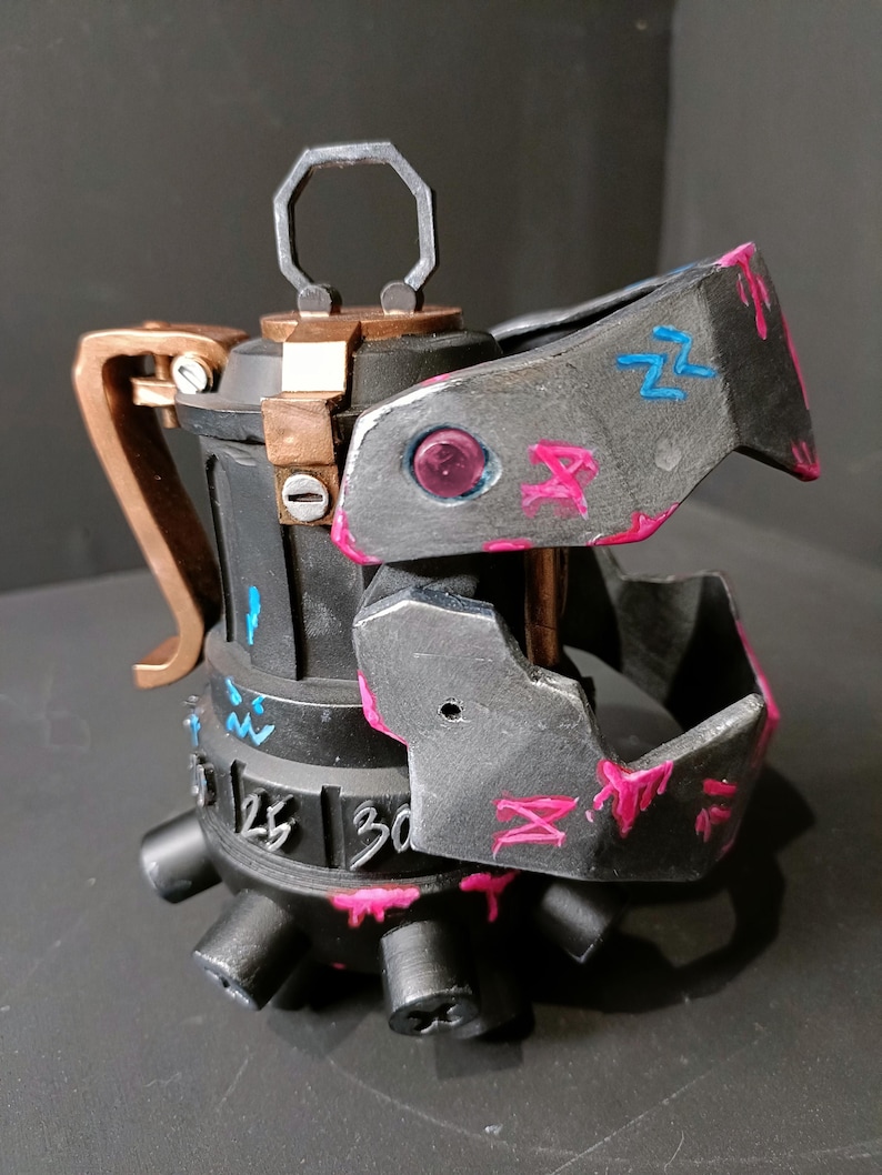 Jinx Chomper Grenade – Arcane Cosplay Prop | League of Legends Fan Art ...