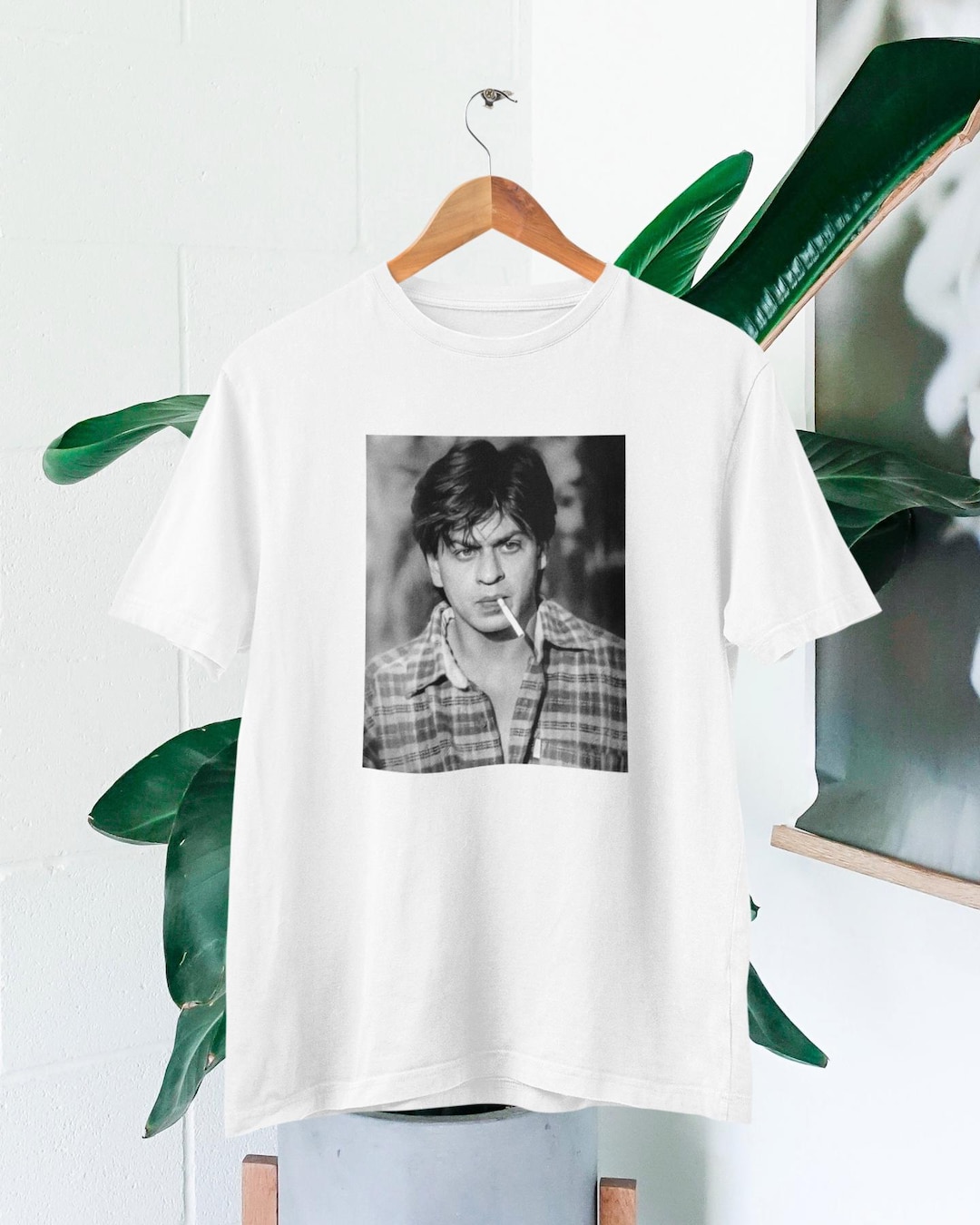 Shah Rukh Khan T-shirt: Retro Bollywood SRK Fan Tee - Etsy