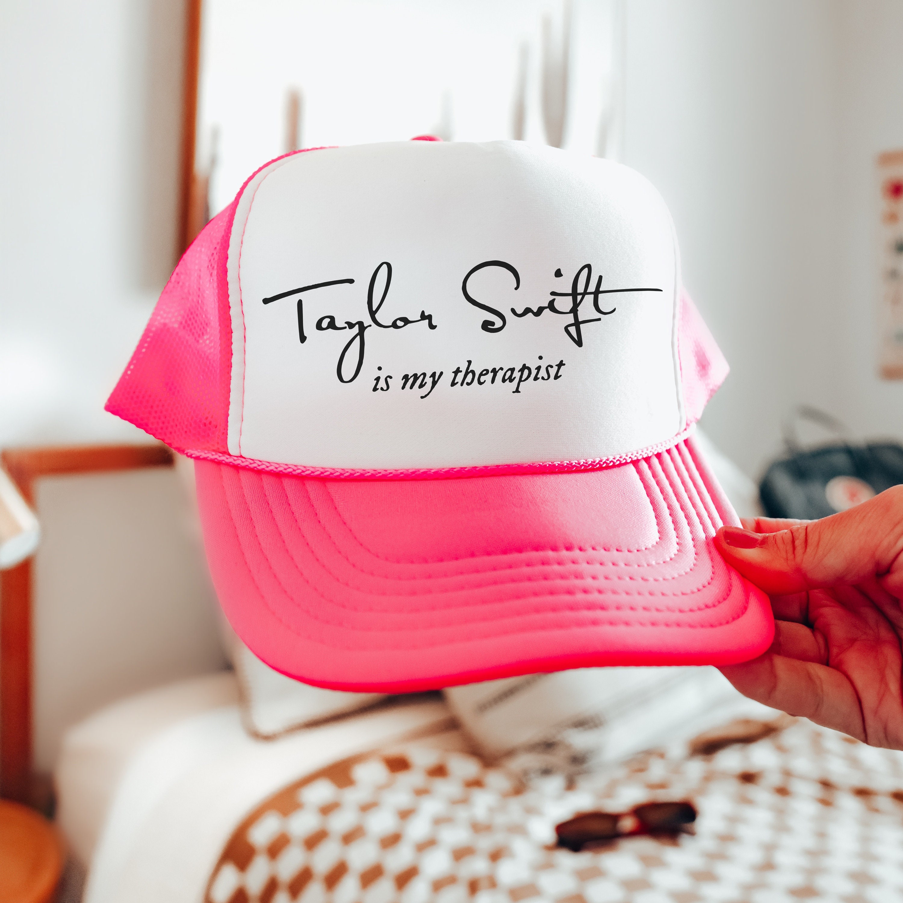 Taylor Swift Wearing Hat