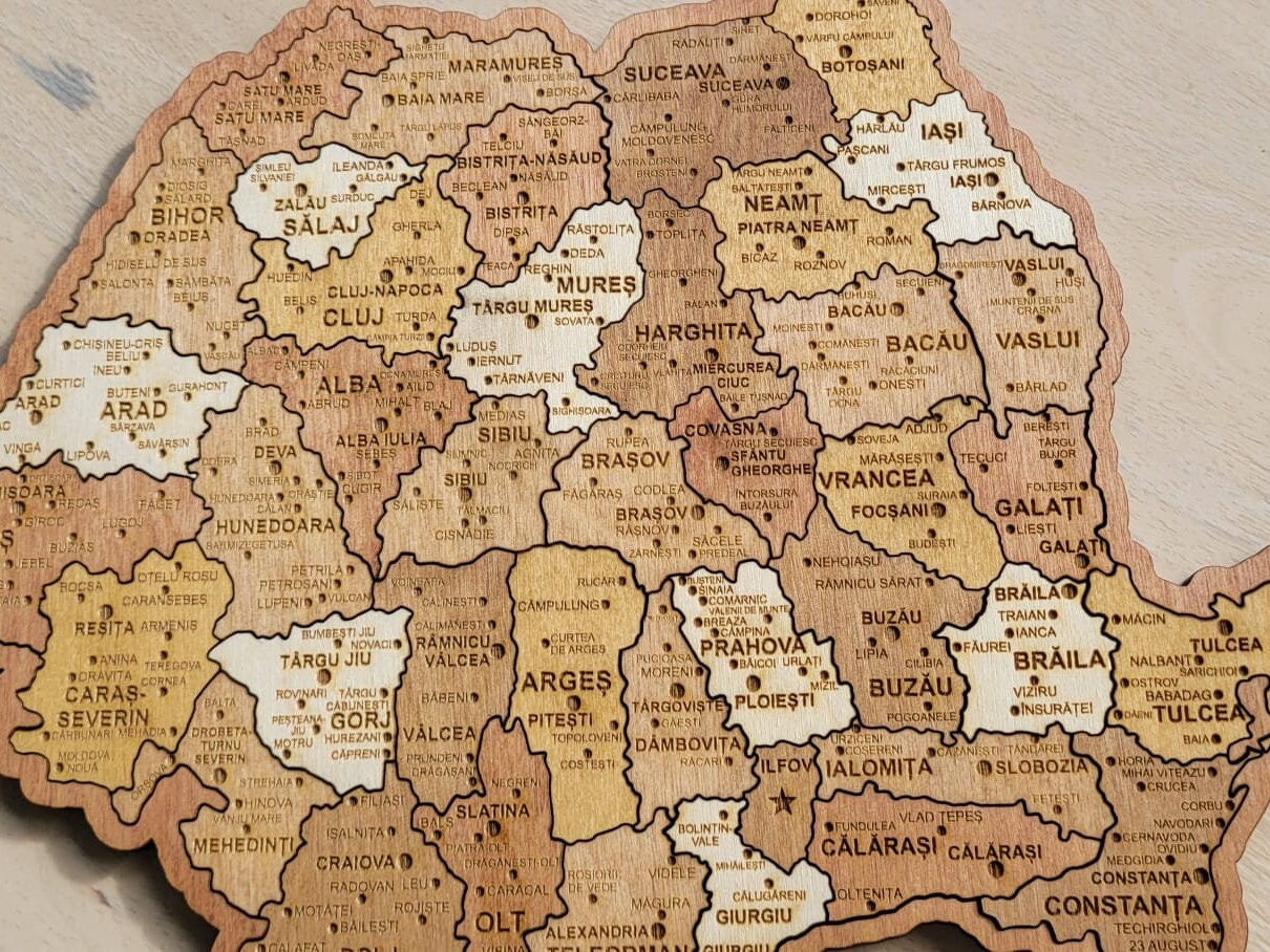Romania Map Puzzle, Puzzle Harta Romaniei, Travel Puzzle Wooden Romania ...