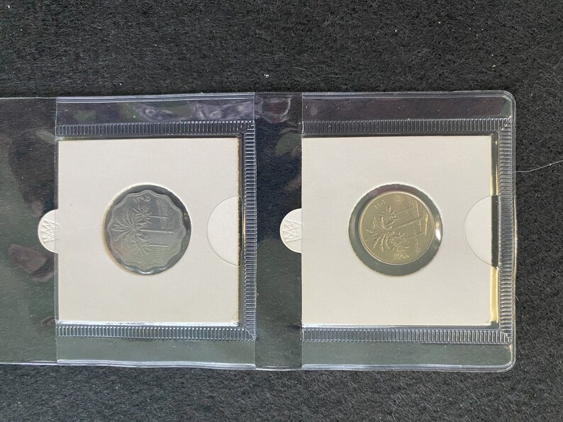 Saddam Hussein: Dictator of Iraq Set of 2 Coins and 7 Banknotes COA and ...