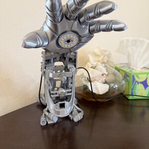 Iron Man Gauntlet Desk Lamp W/ LED Kit Articulated 3D Printed Statue ...