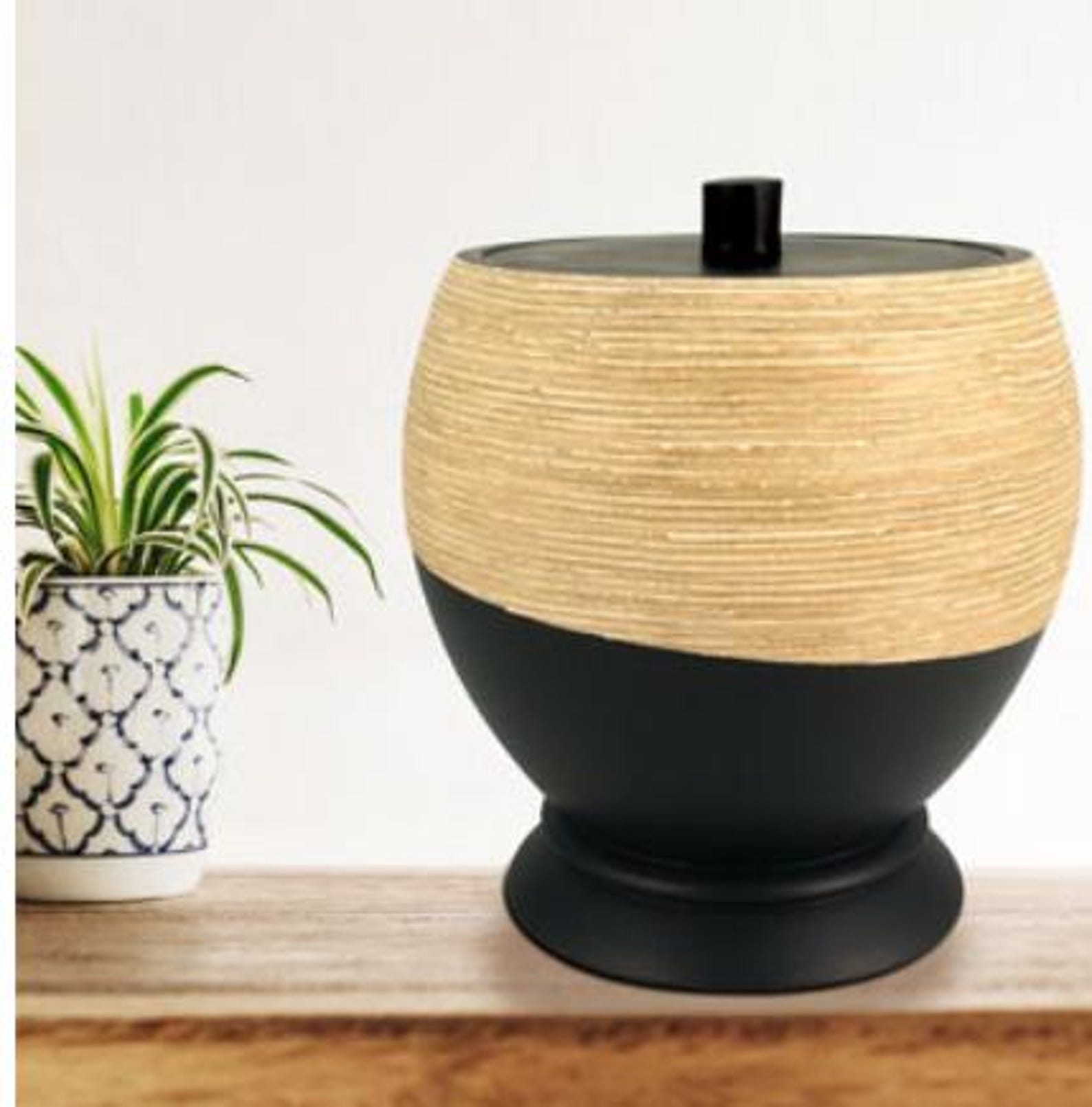 Black & Ivory - Etsy