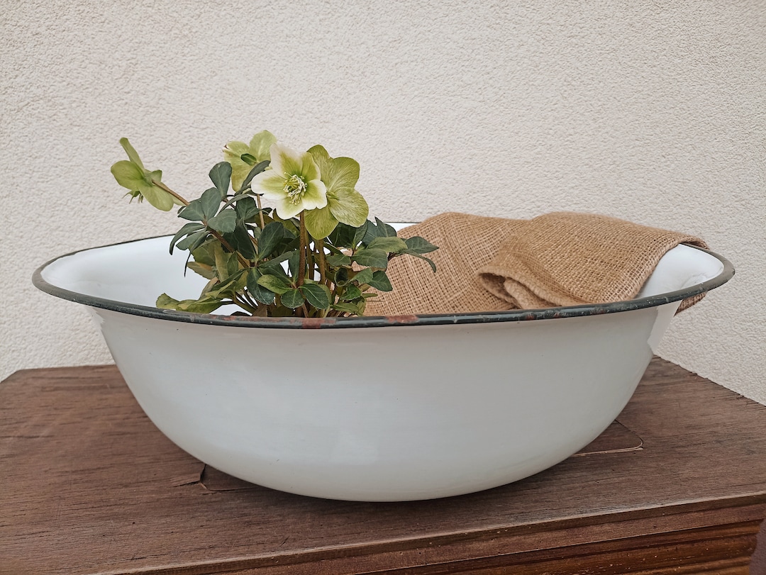 Antique White Aluminum Hand Washing Bowl - Vintage Decoration - Vintage ...