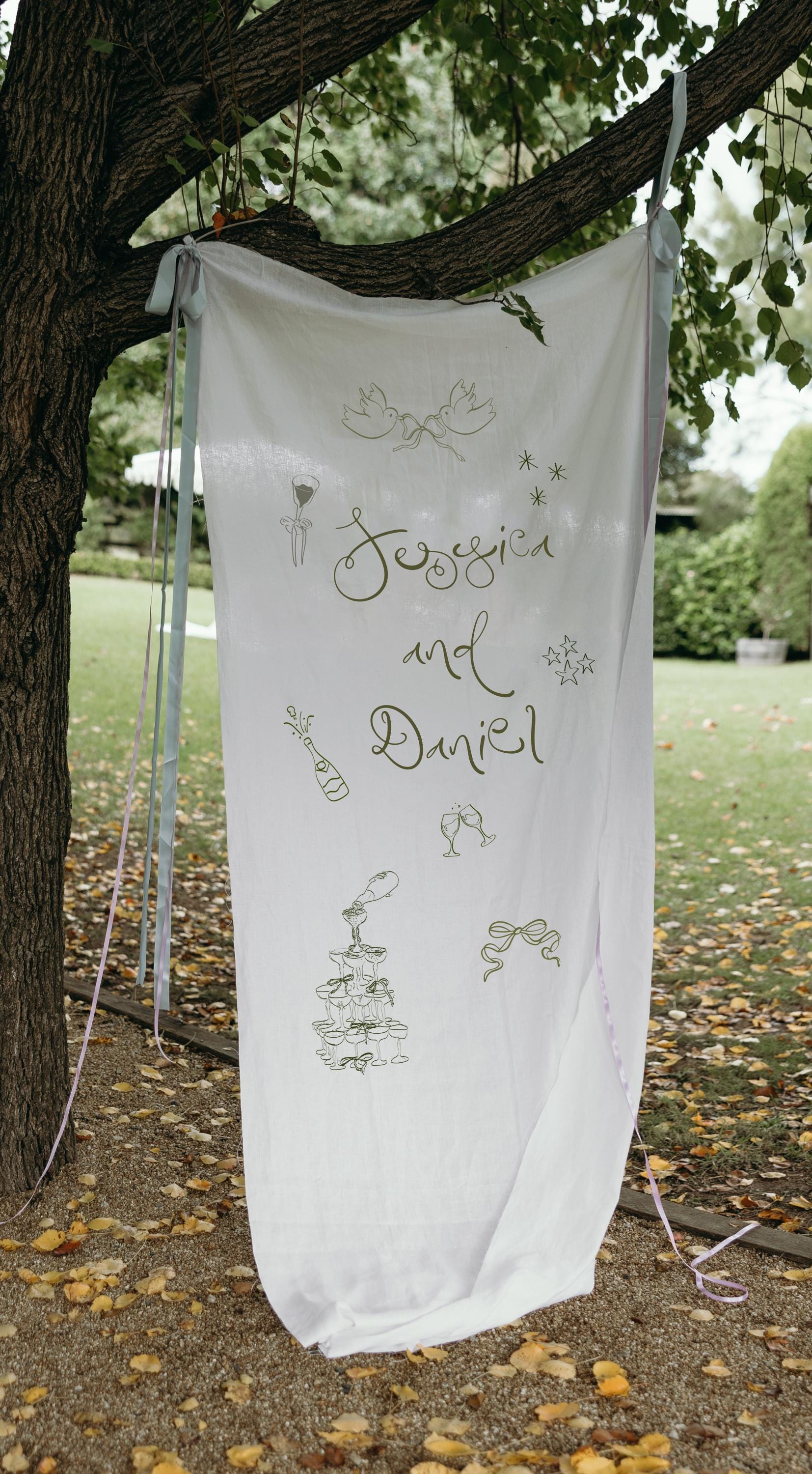 Linen Welcome Sign | Seating Chart Cloth Sign | Printed Fabric Wedding ...