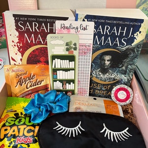 Large Book Lovers Box - Etsy