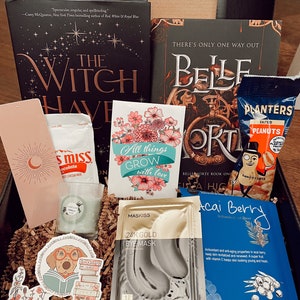 Large Book Lovers Box - Etsy