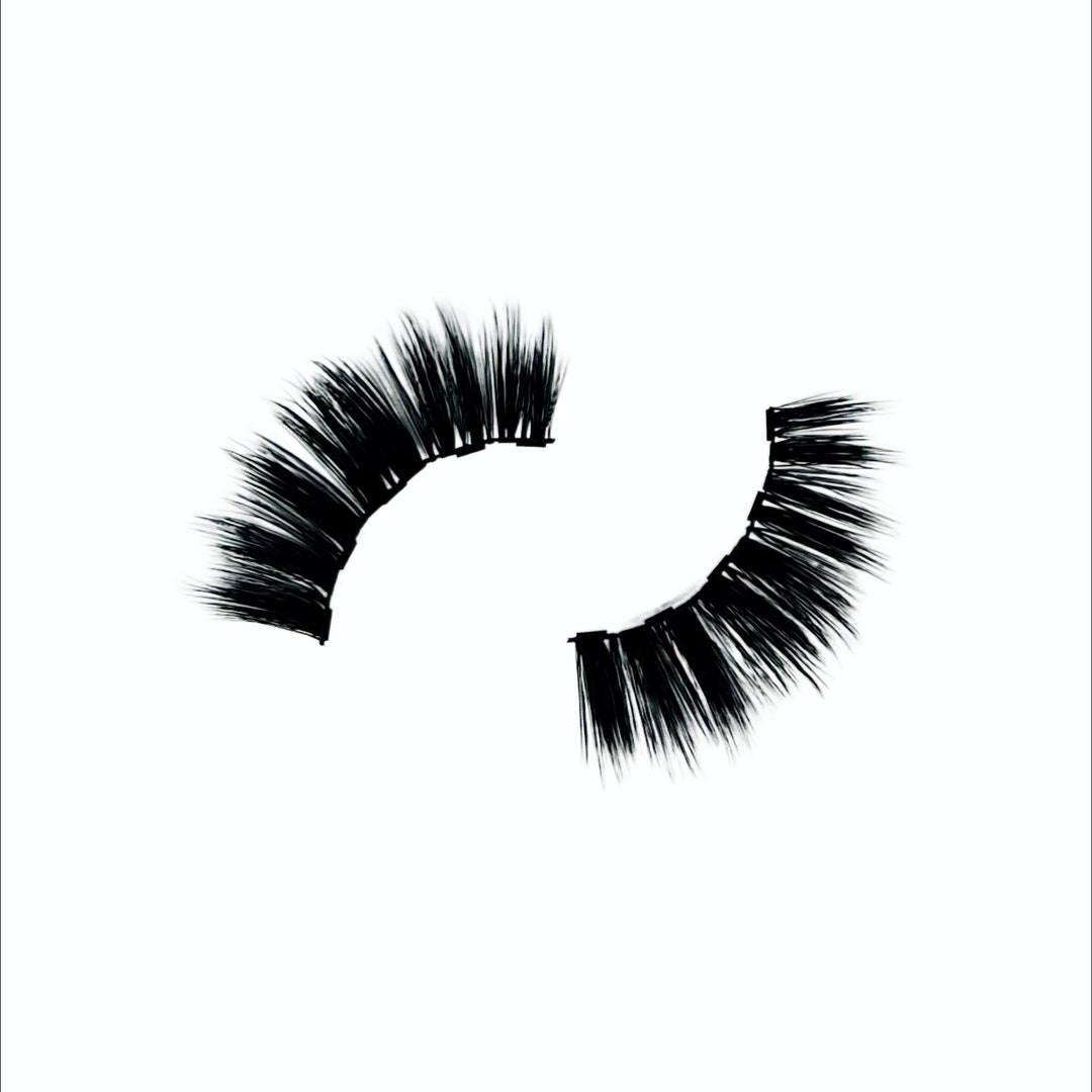 Reine: 3D Magnetic Premium Silk Lashes and Eyeliner Kit - Etsy