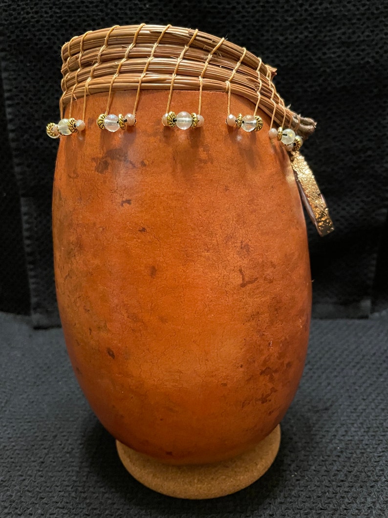 Gourd #167 ~ Med Tan Gourd Vase W/stone ~ Gourd Art - Etsy