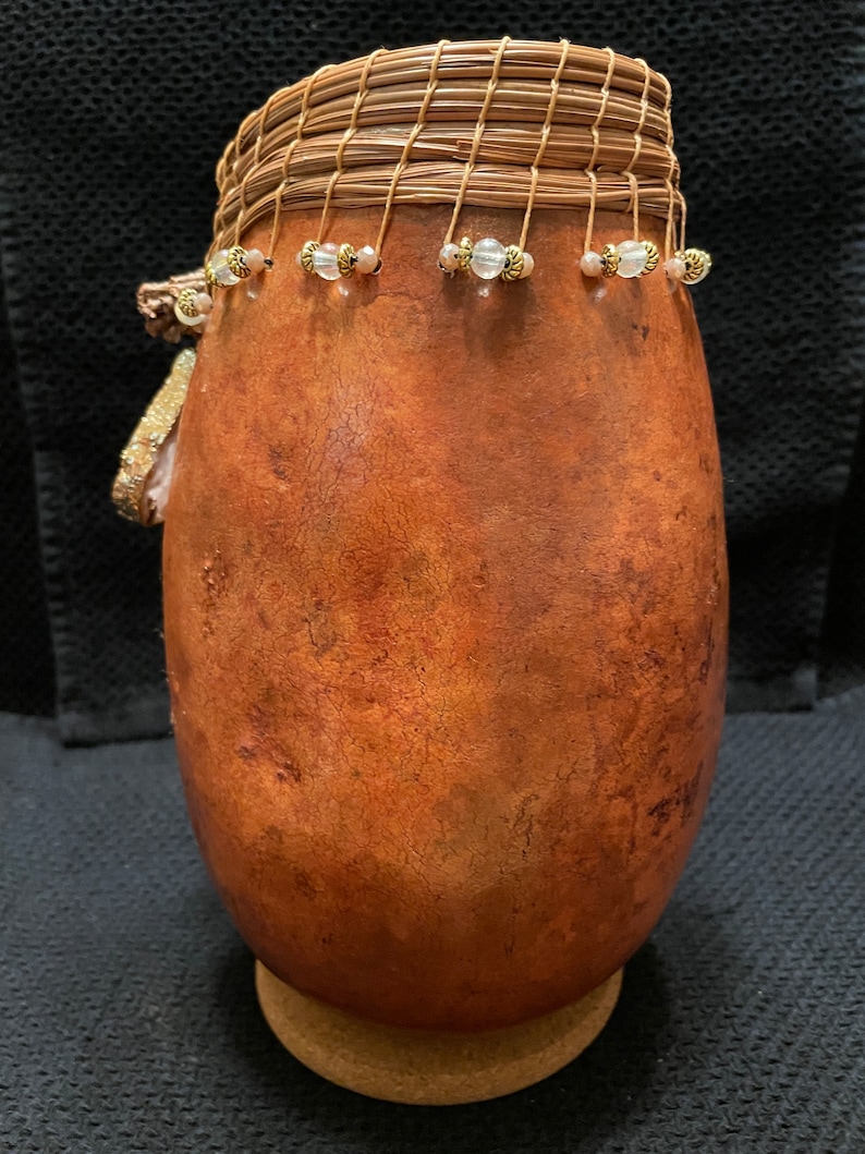 Gourd #167 ~ Med Tan Gourd Vase W/stone ~ Gourd Art - Etsy
