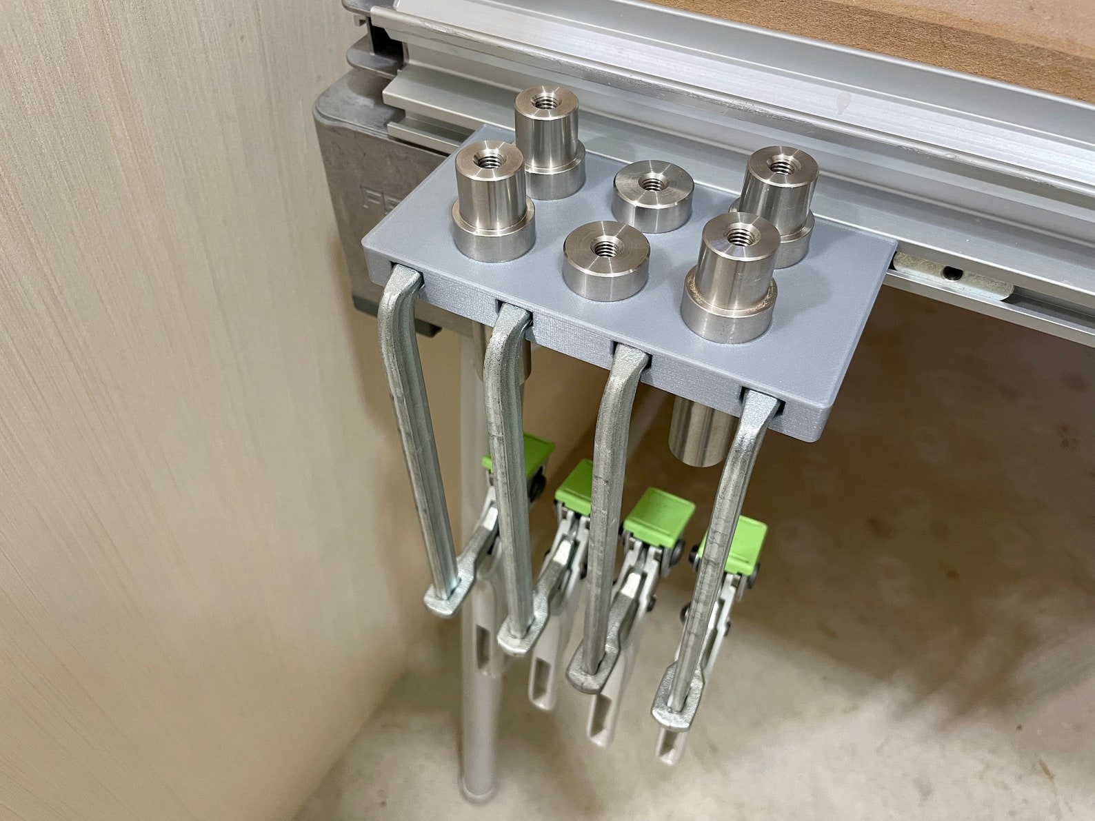 Festool Bench Dog X6 and Quick Clamp Holder X4 for MFT/3 Table or Wall ...
