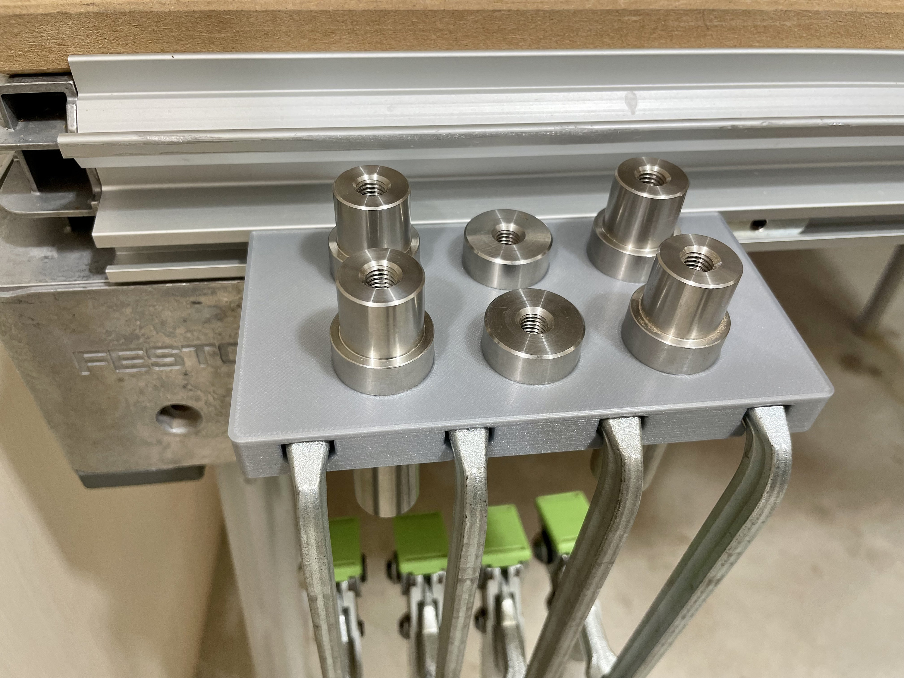 Festool Bench Dog X6 and Quick Clamp Holder X4 for MFT/3 Table or Wall ...