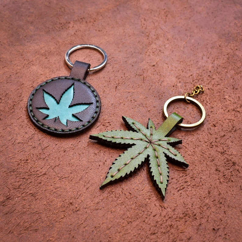 Leather Weed Leaf Keychain Pattern Pdf, Leather Keyring Pattern ...
